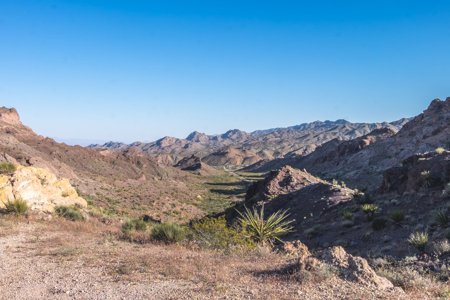 Guide for Hiking Bridge Spring Arch near Vegas – Photography & Travel